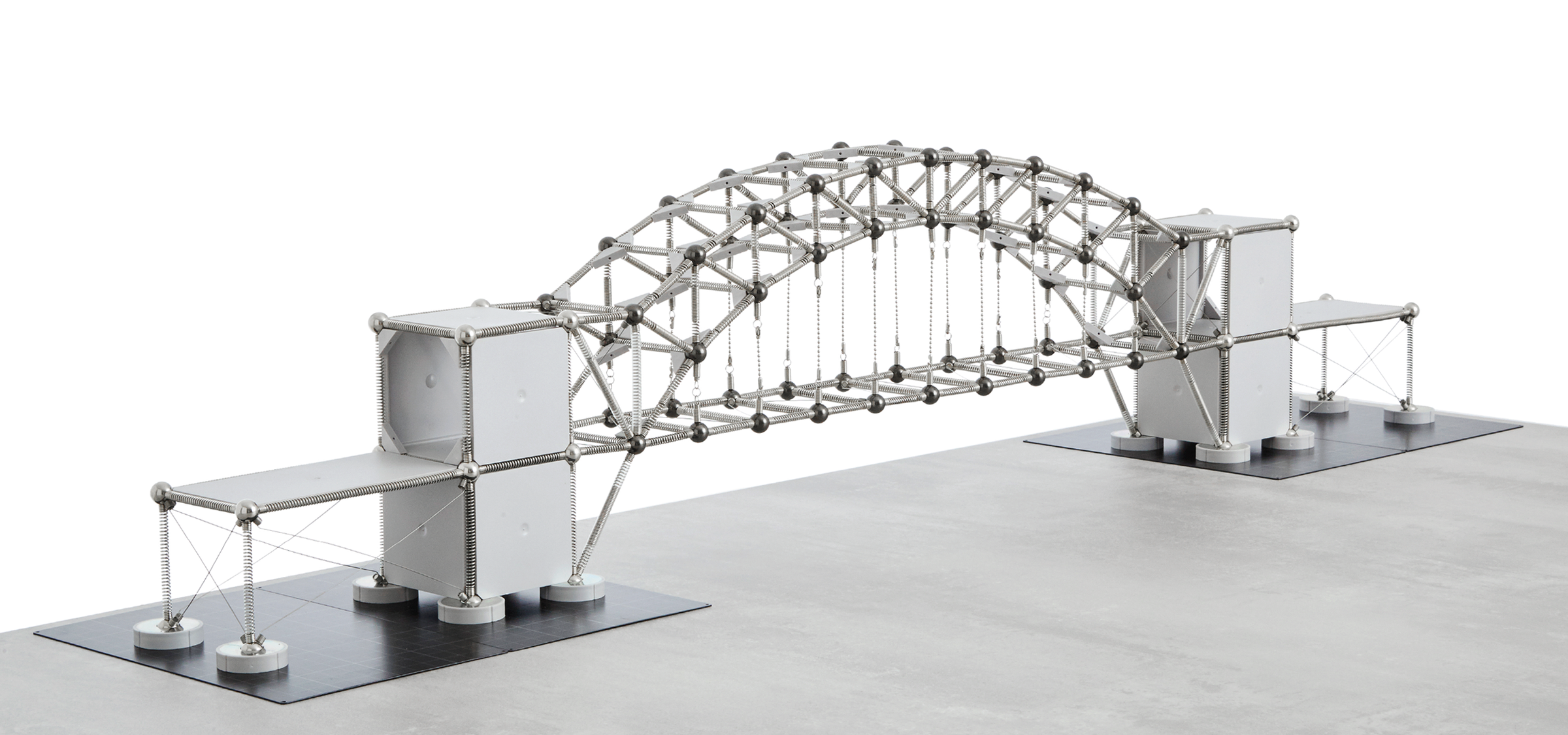 Mola - Iconic Structures – molamodel-us